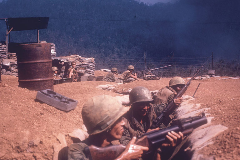 Get Everybody Out!: The Battle of Kham Duc