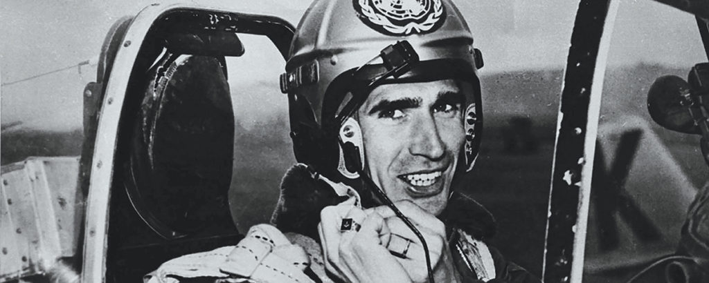 Dean Hess: The Flying Parson