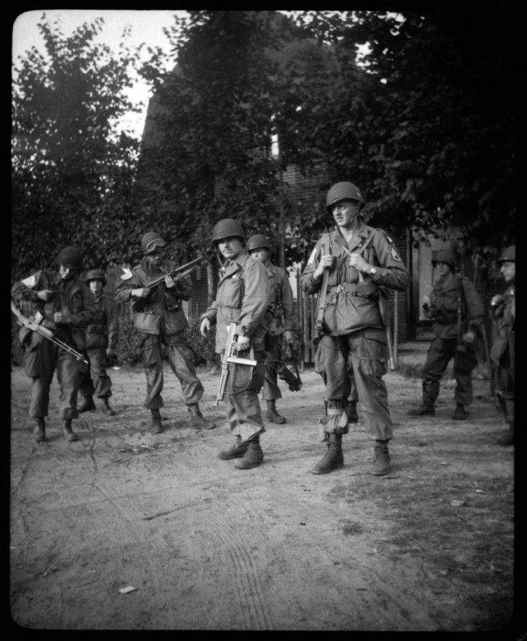 The Incredible Six-Man Patrol Who Captured 32 POWs in a Single Day