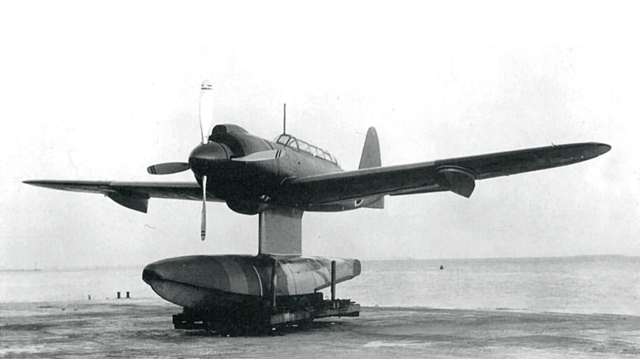 Beyond the Norm: Japan's Failed Cutting-Edge Floatplane