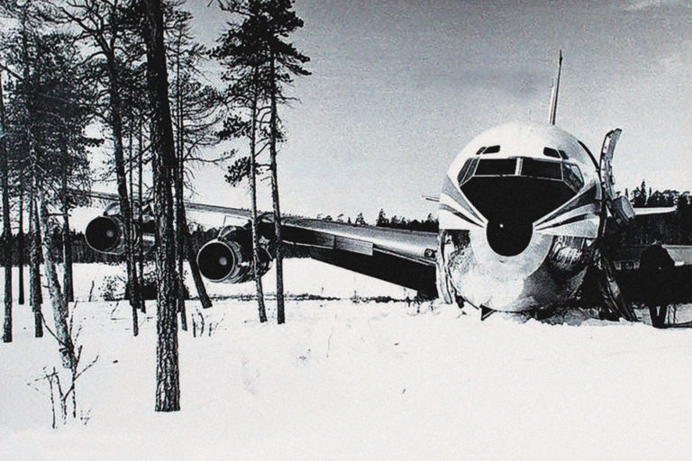 KAL 902 is Down: When the Soviets Attacked an Airliner