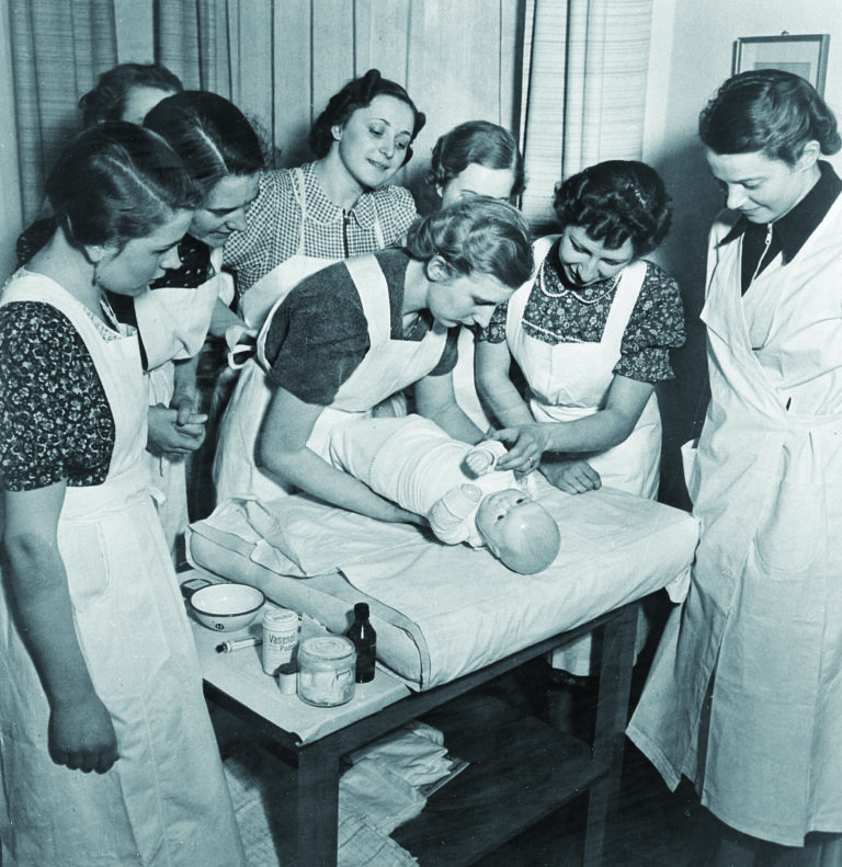 The Women Who Loved Hitler