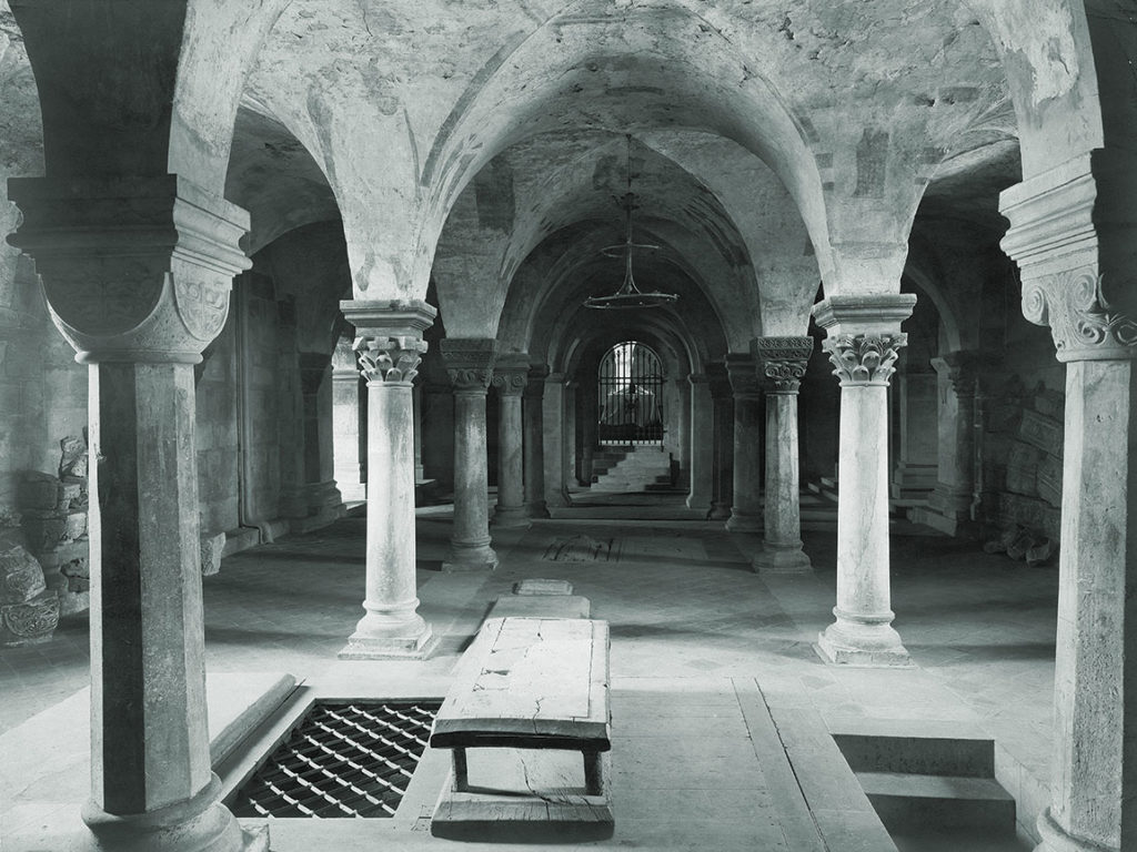 How The SS Hunted For The Skeleton Of A King From the Dark Ages