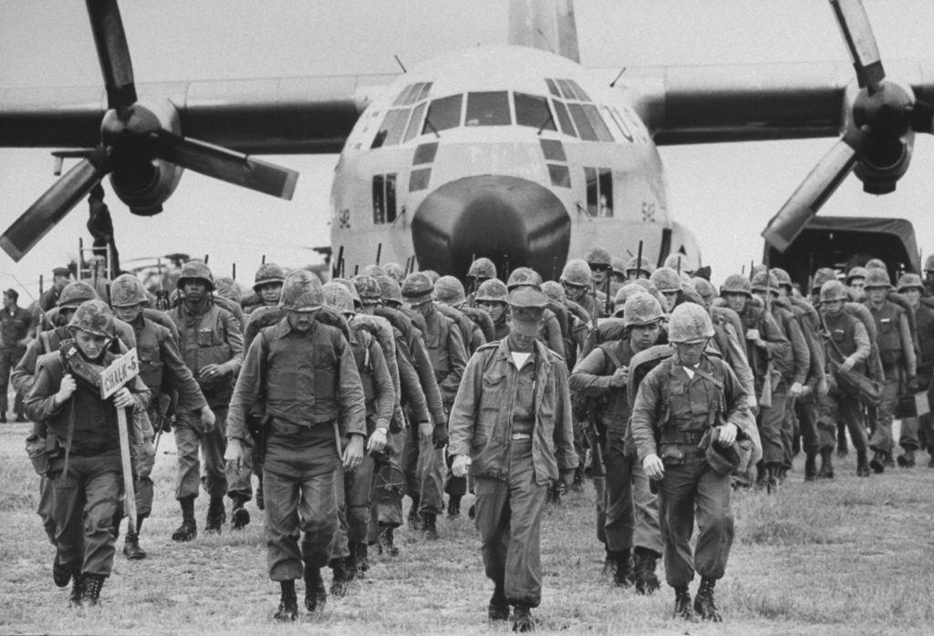 US Marines landing in Da Nang. | HistoryNet