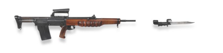 The Acclaimed British EM-2 Rifle Was Built by a Polish Immigrant