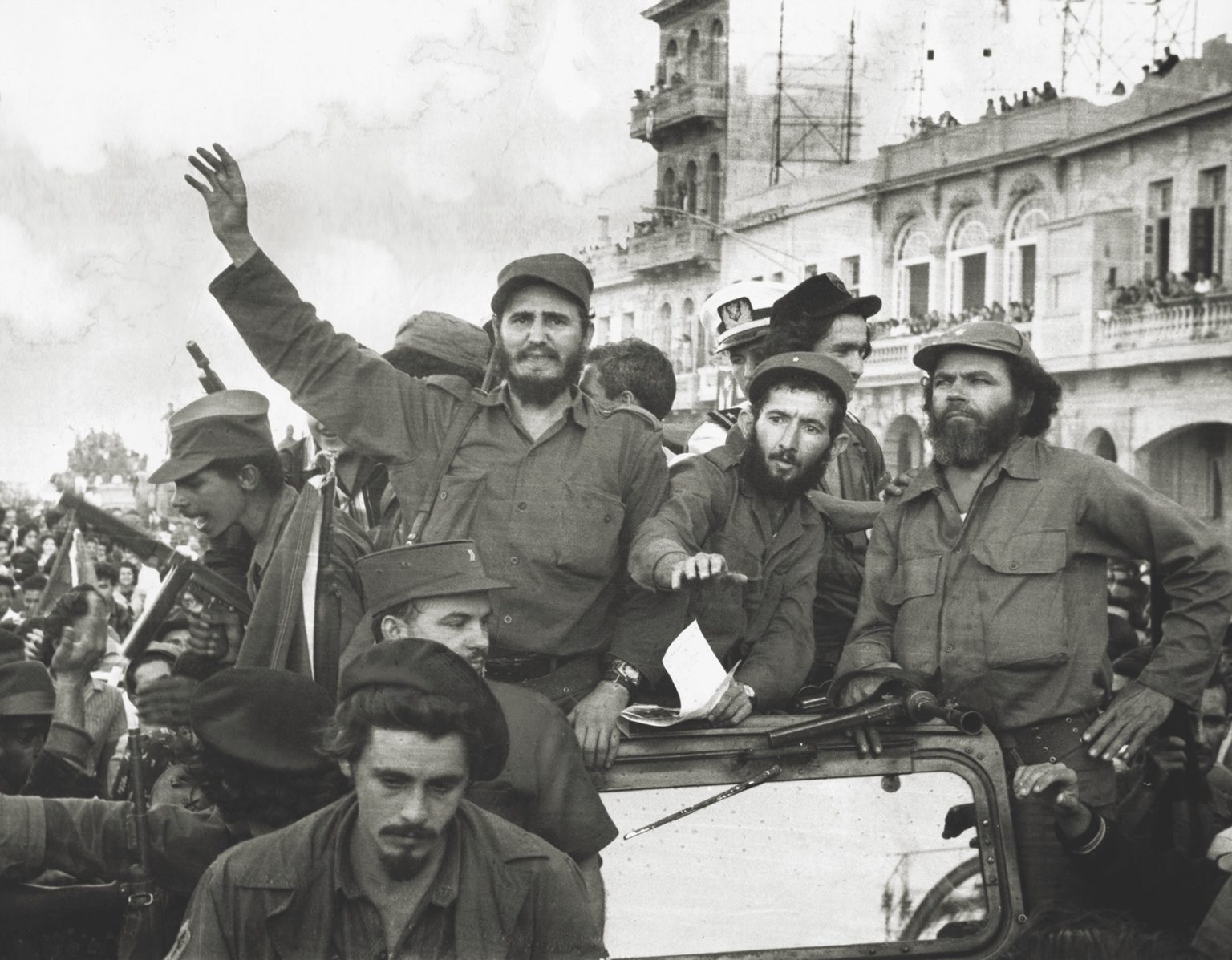 How Did Castro's Untrained Guerrillas Beat Batista's War Machine?