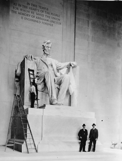 'Now He Belongs to the Ages': The Lincoln Memorial at 100