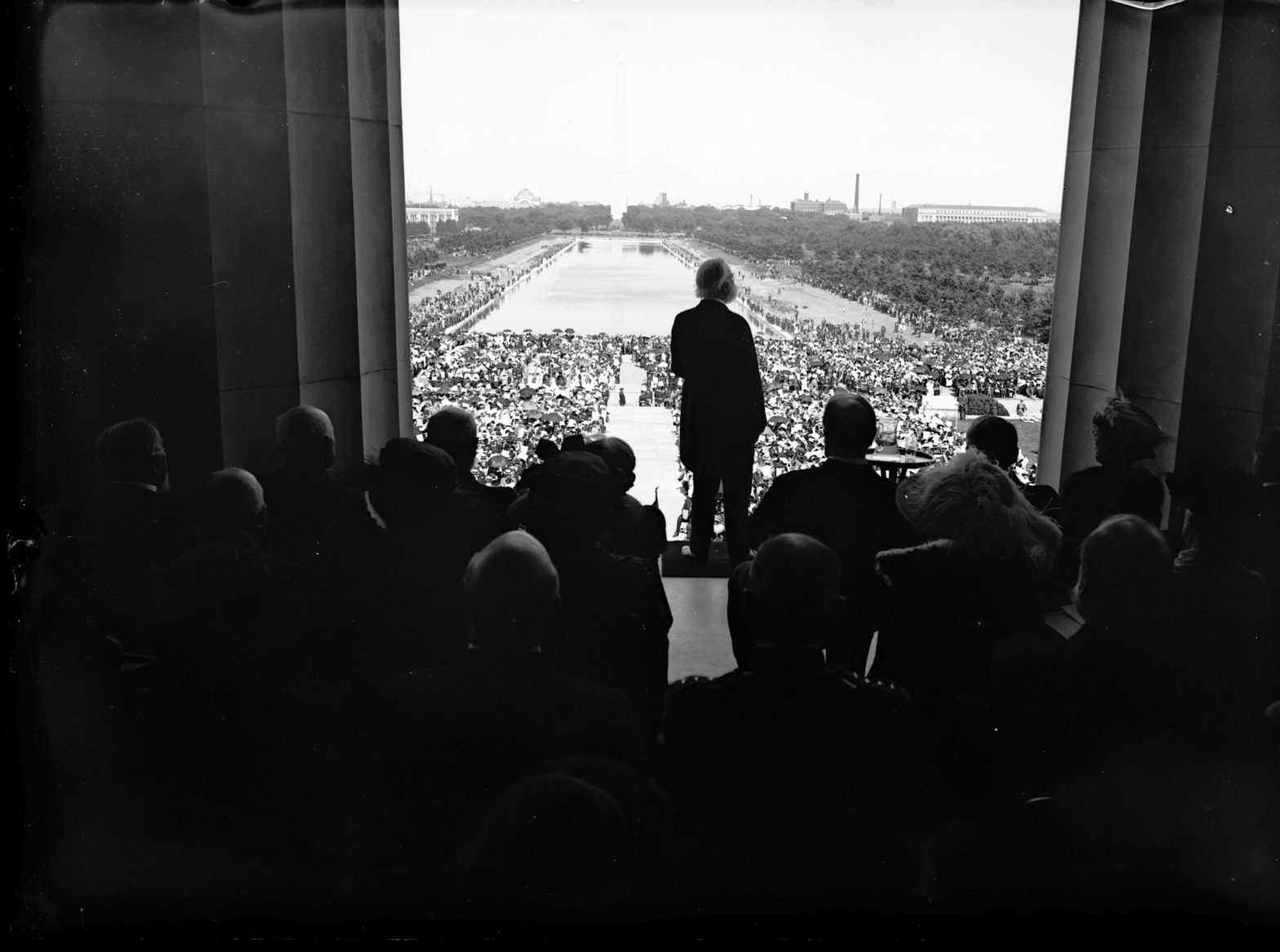 Poet Edwin Markham reads his poem Lincoln, the Man of the People ...