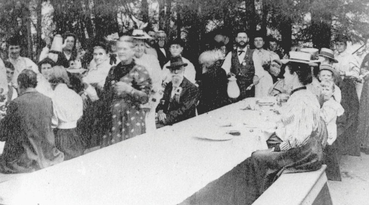 How Wyatt Earp Followed in the Footsteps of His Strong Father