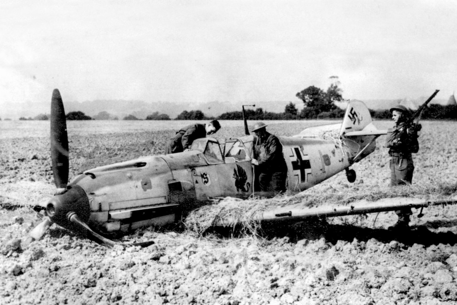 Spitfire Ace Colin Gray: High Flying Kiwi