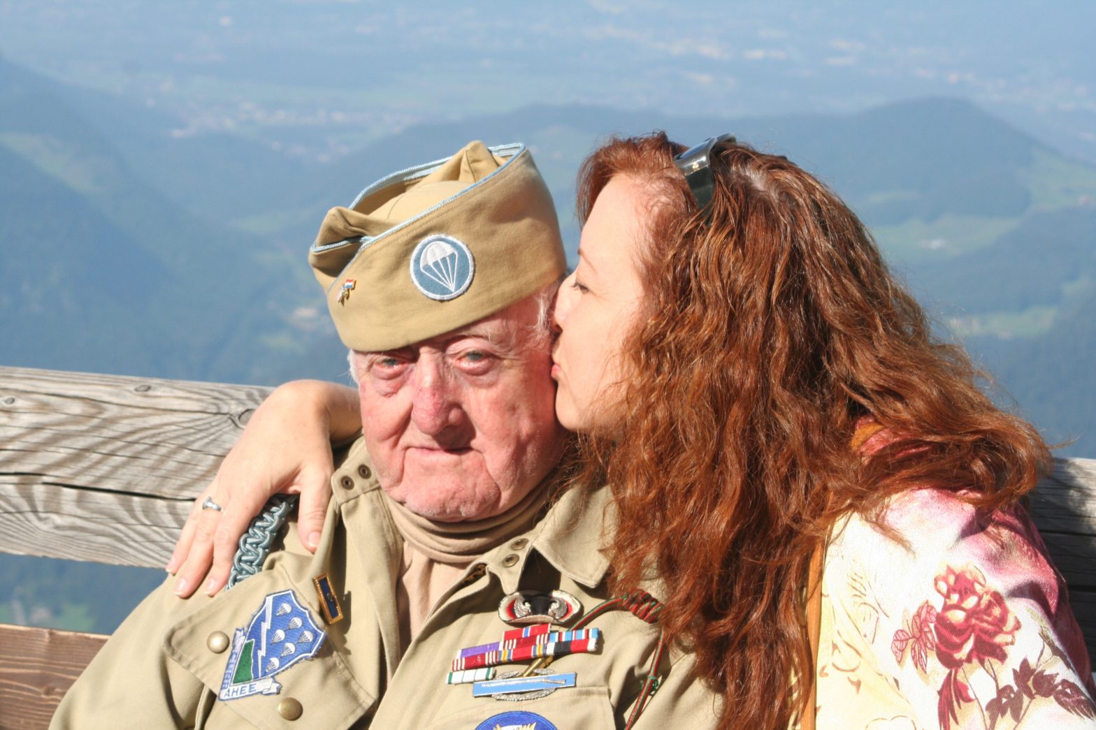 How a ‘Band of Brothers’ Actor Became Part of His Real-Life Counterpart ...