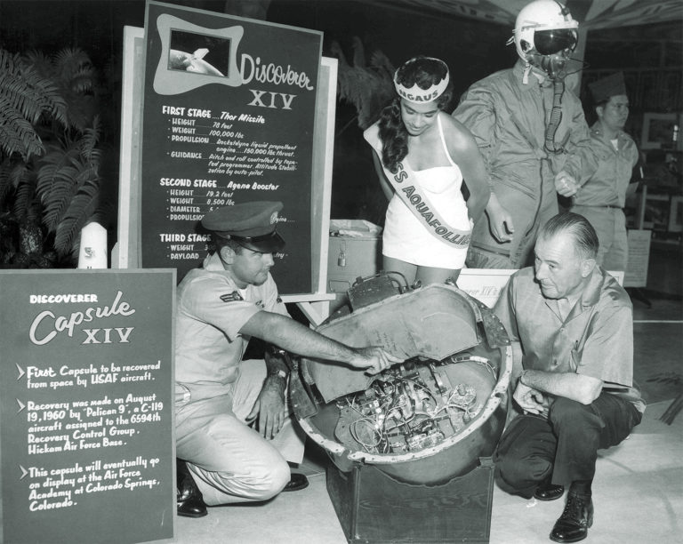How Did US Intelligence Get Spy Satellite Photos Back?
