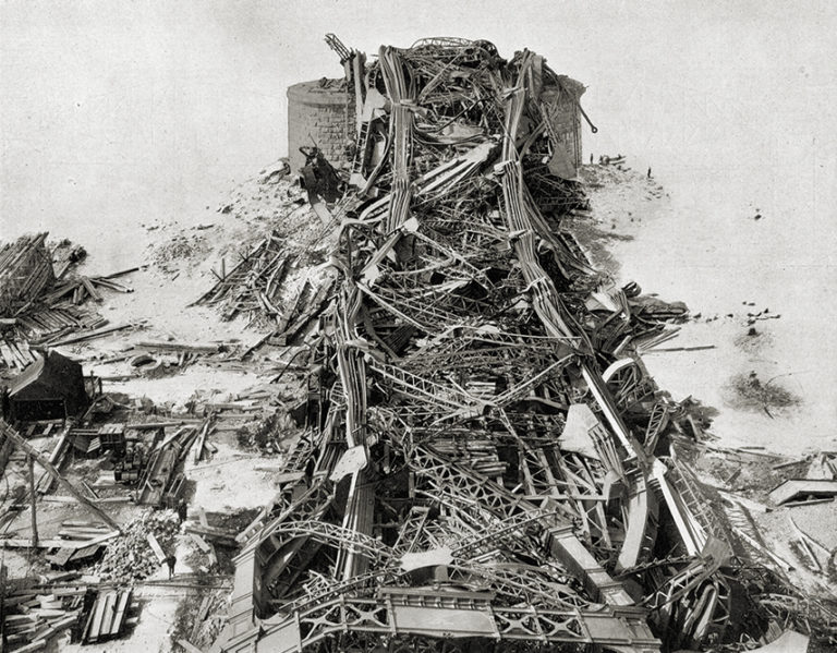mohawk-laborers-st-lawrence-river-bridge-collapsed-1907-AMHP-Spring ...