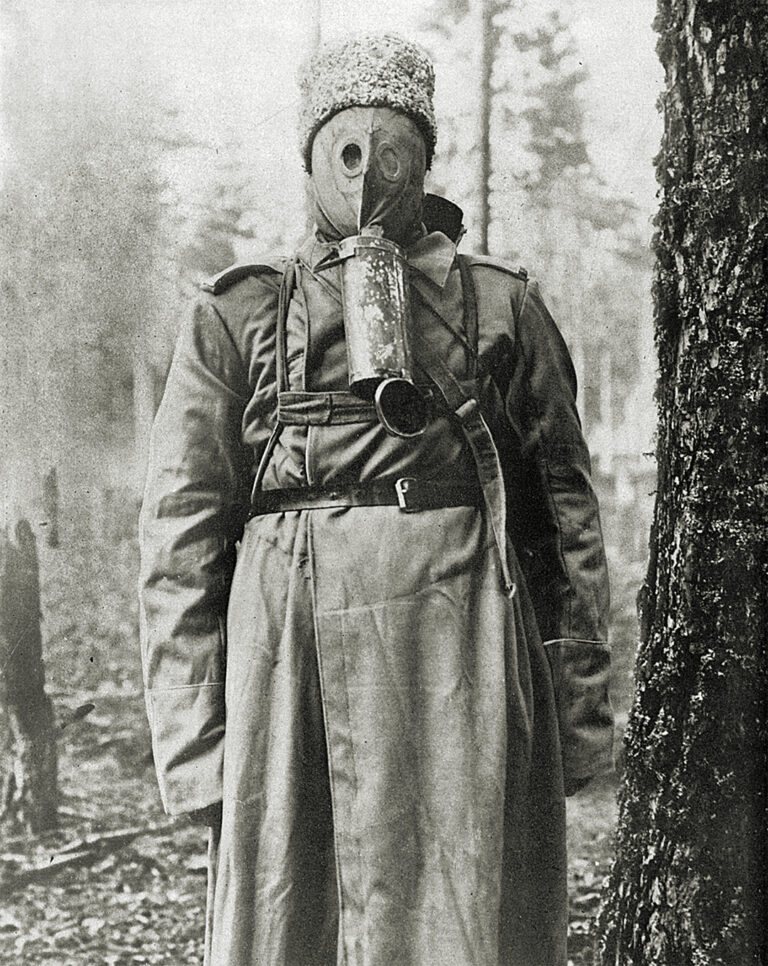 As Russia Tottered on the Brink of Collapse in WWI, Germany Debuted ...