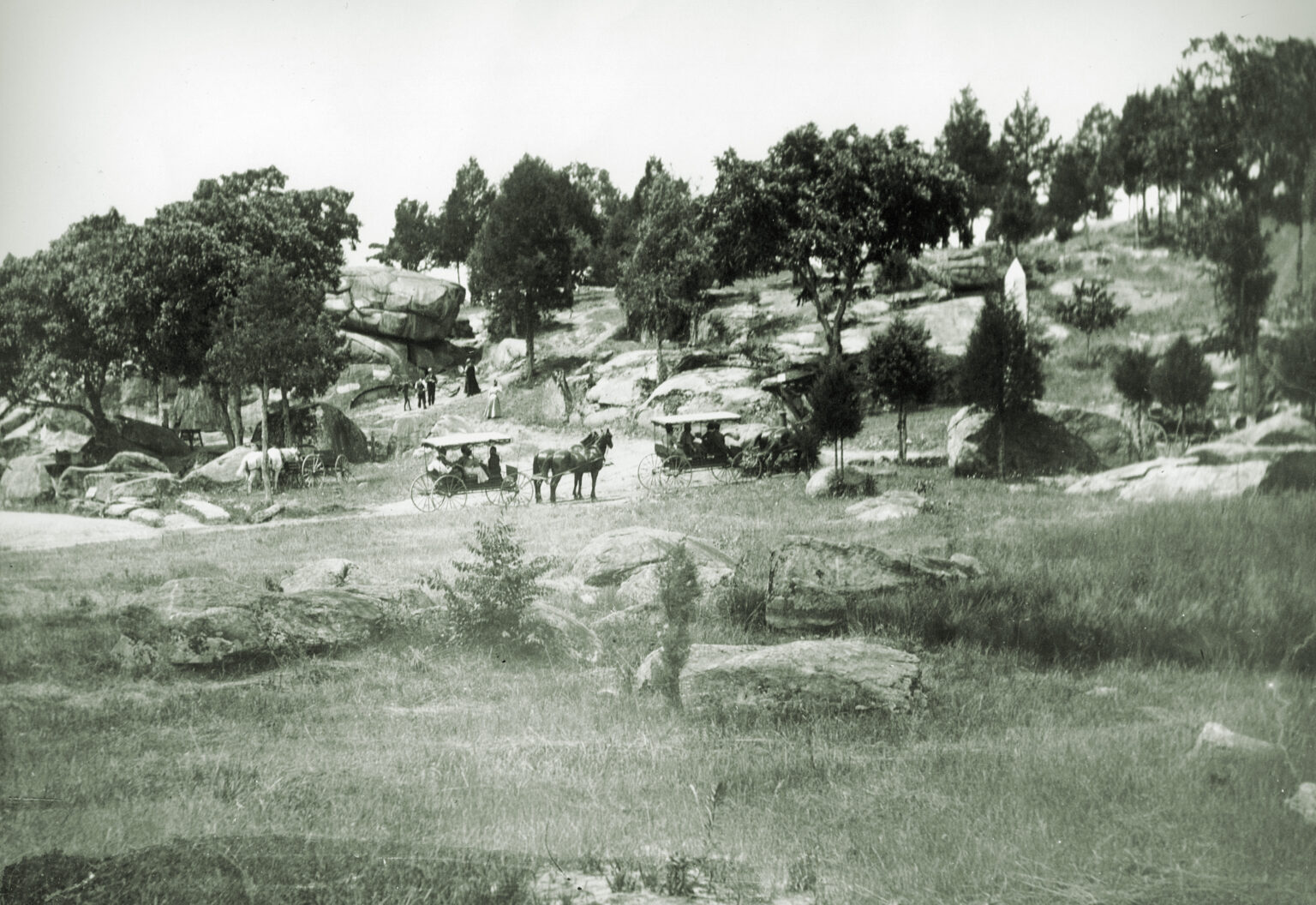 Evolution of a Battlefield: Early Photographs of Gettysburg Showcase ...