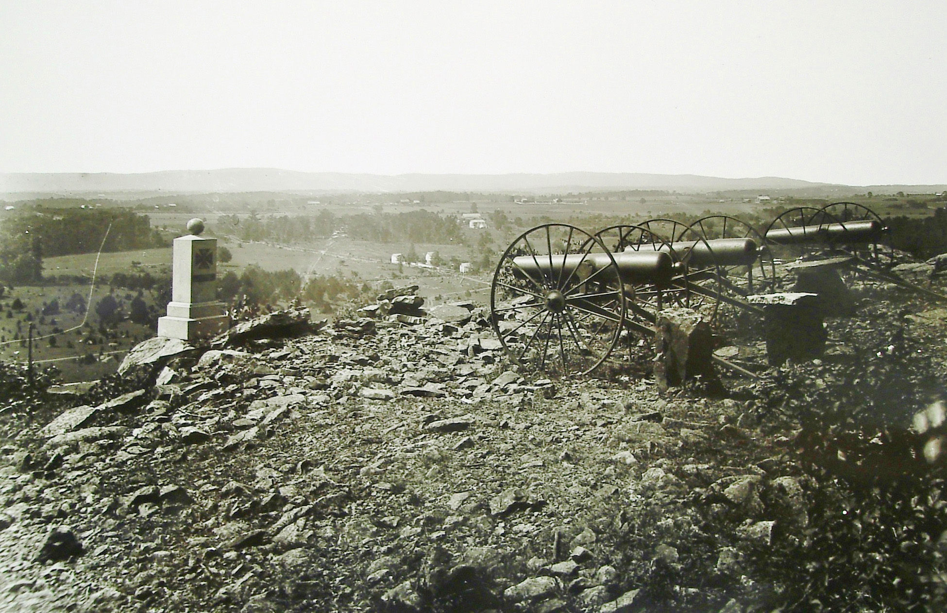 Evolution of a Battlefield: Early Photographs of Gettysburg Showcase ...