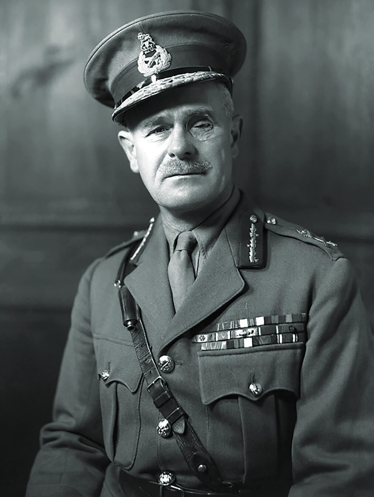 The Top 10 One-Eyed Commanders of All-Time