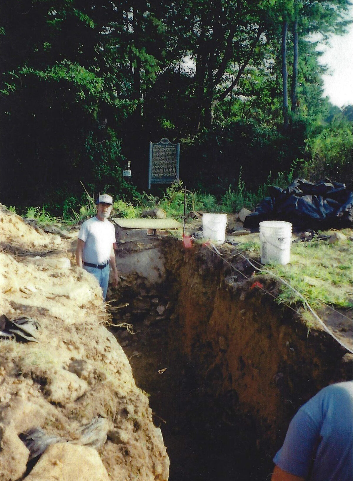 The Real Story Behind 58 Confederate Bodies Tossed in a Well