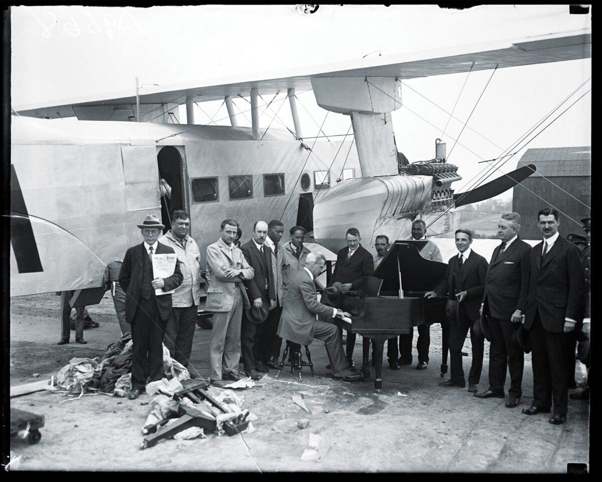 Images from Washington Captured the Golden Age of Aviation in Glorious ...