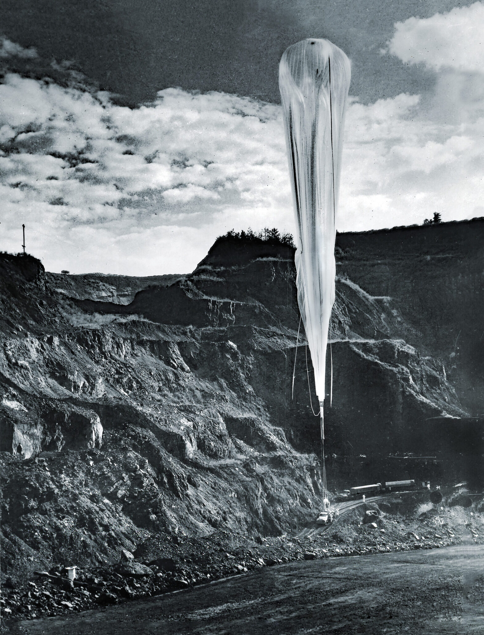 Manhigh: The Pioneering Balloon Pilots of the 1950s