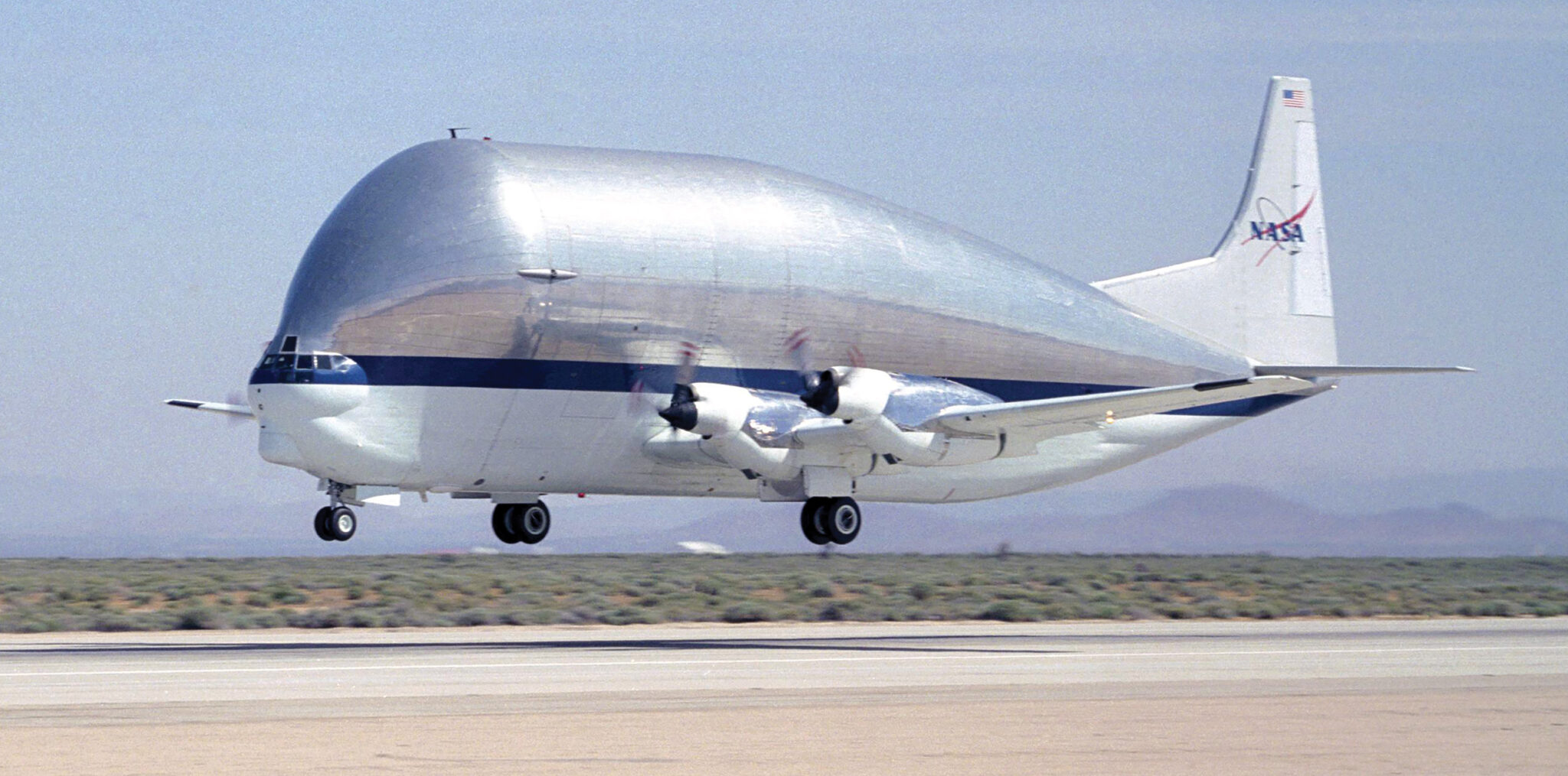 The Boeing 377 Stratocruiser Was a Great Airplane—Until the Propellers ...