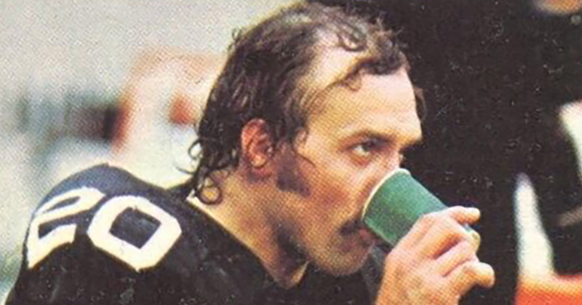 Interview: Rocky Bleier / From the NFL to Vietnam and Back